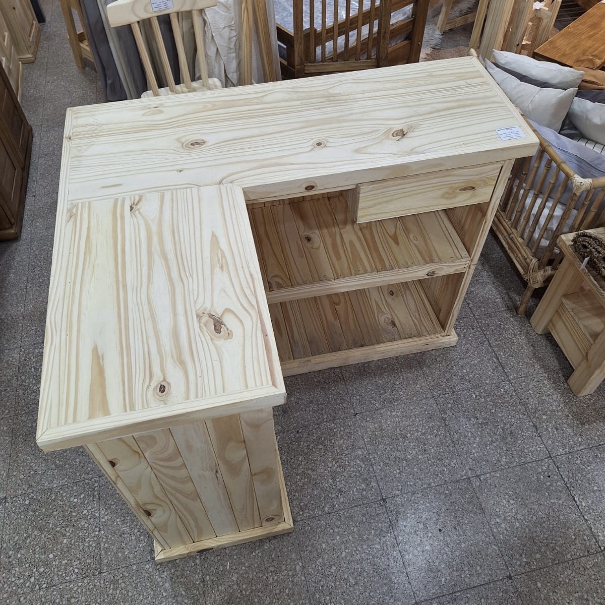 Mostrador Machimbrado En L 120 x 100